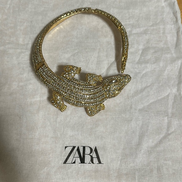 Zara | Jewelry | Zara Gold Rhinestone Crocodile Alligator Necklace ...